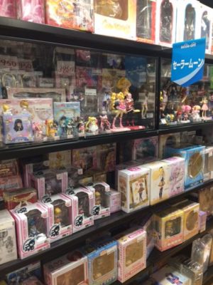 แชร์ประสบการณ์ขายสินค้ามือสองที่ Book off ประเทศญี่ปุ่น – AKERU