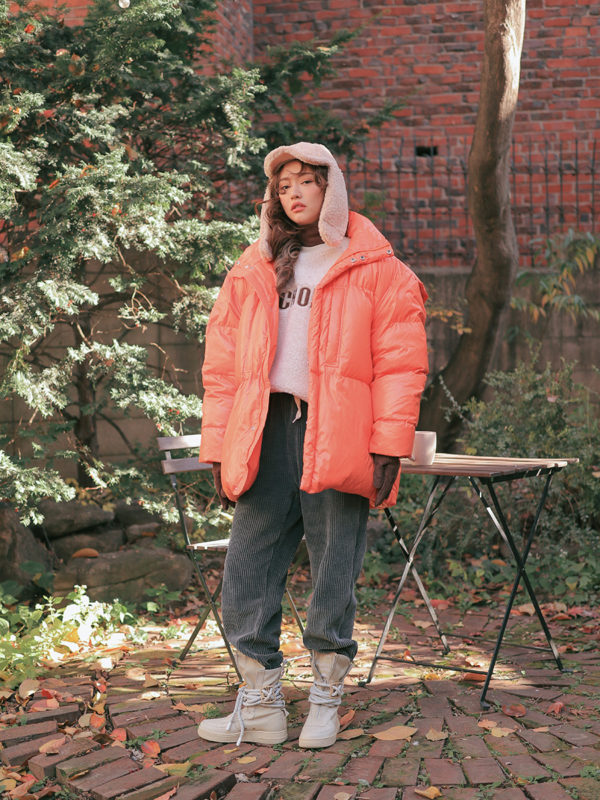 มาแรง! 30 แฟชั่นเสื้อกันหนาวตัวพองจาก Stylenanda กำลังฮิตที่เกาหลี – AKERU