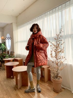 มาแรง! 30 แฟชั่นเสื้อกันหนาวตัวพองจาก Stylenanda กำลังฮิตที่เกาหลี – AKERU