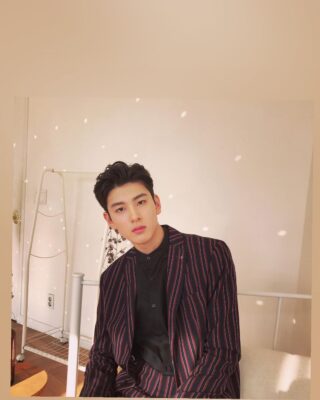 ส่อง 10 IG นายแบบเกาหลี หล่อใจเจ็บ จนต้องกด F รัวๆ! – AKERU