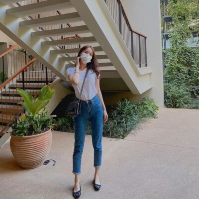 50 ไอเดีย แต่งตัวเสื้อยืดกางเกงยีนส์ ไอเทมธรรมดา แต่ไม่เคยน่าเบื่อ – AKERU